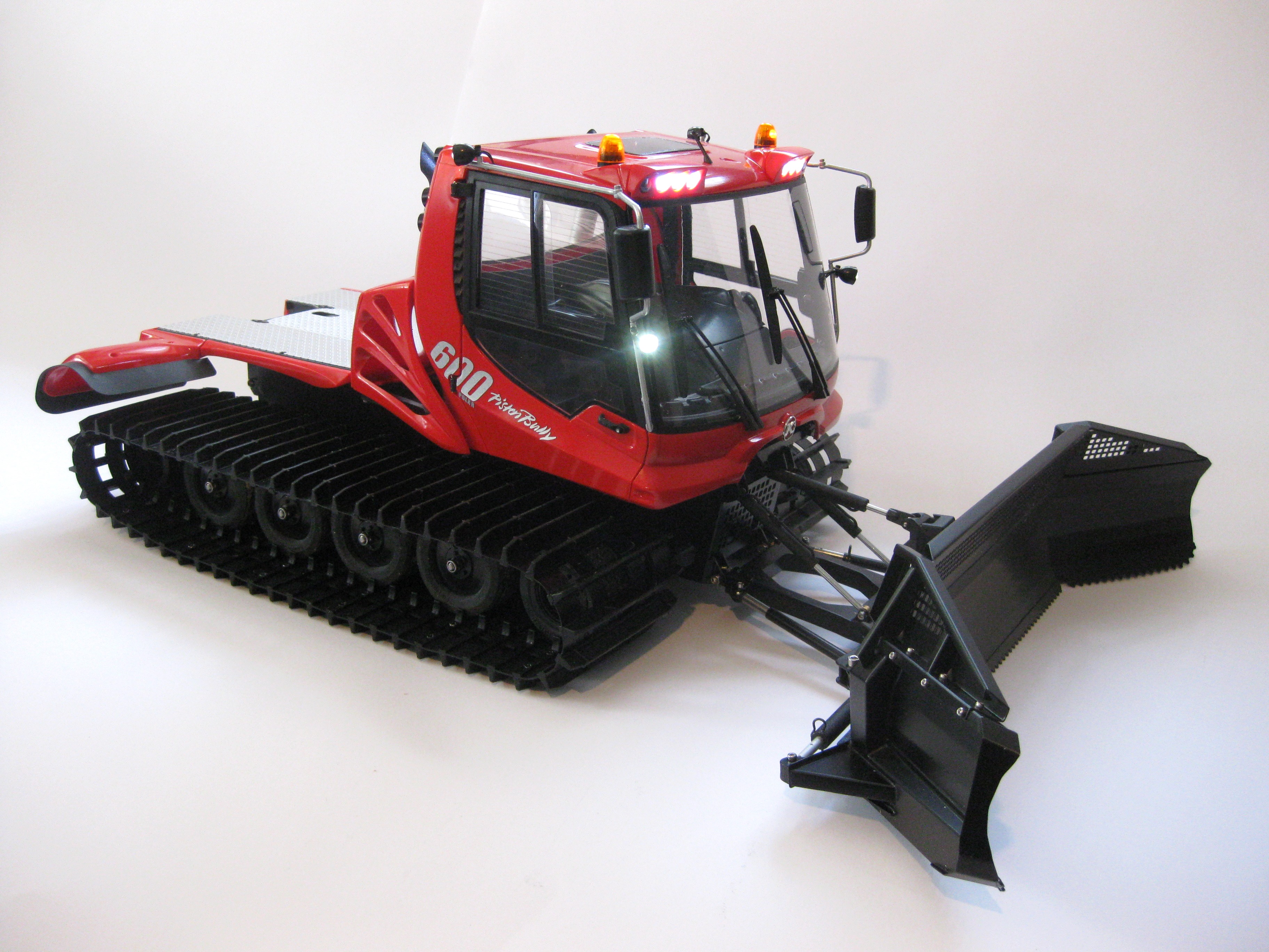 Pistenking Funktionsmodellbau - PistenBully 600 Polar 1:12 as a ...